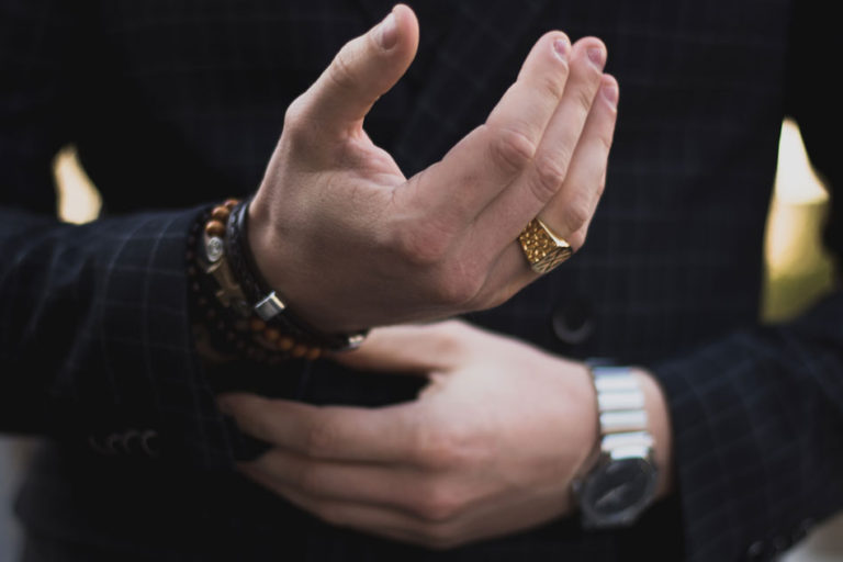 Guide - How to start wearing rings for men [Swag guaranteed]